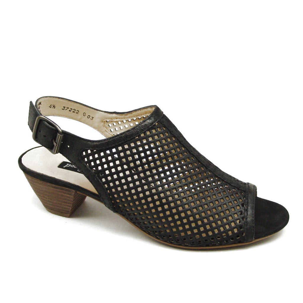 Lois Black – E.G.Geller