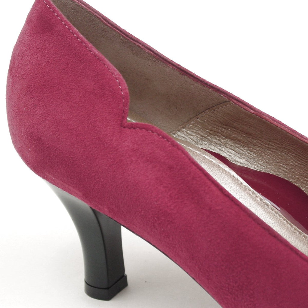 Passion-Red – E.G.Geller