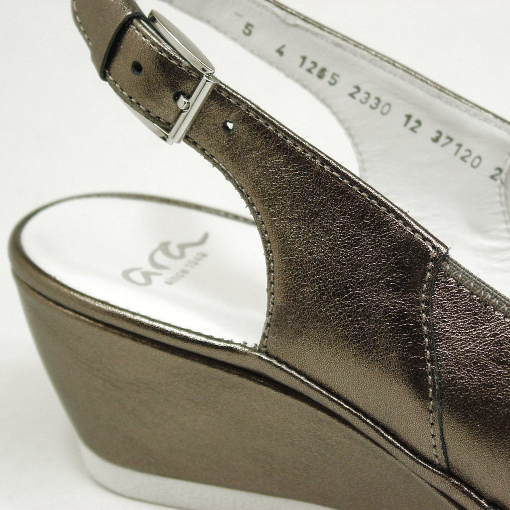 Colleen Metallic – E.G.Geller