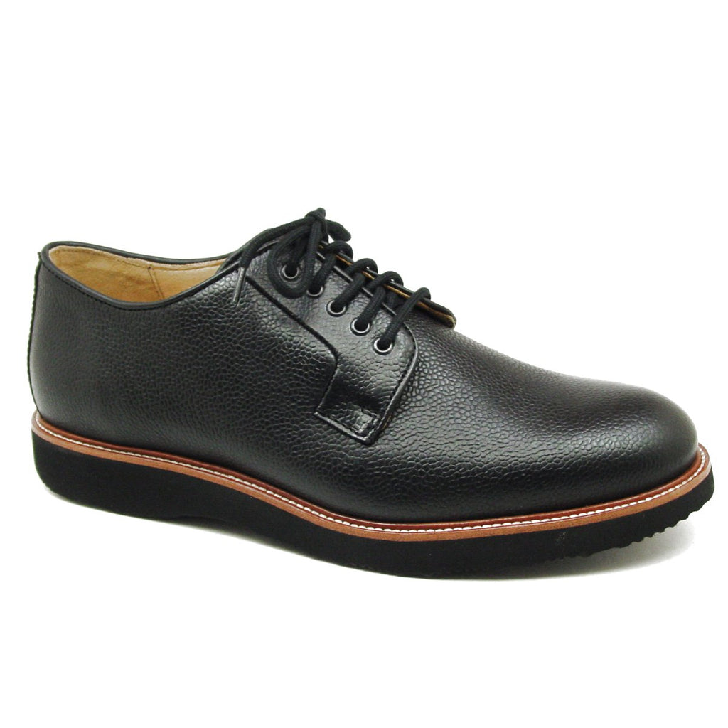 Highlander Black – E.G.Geller